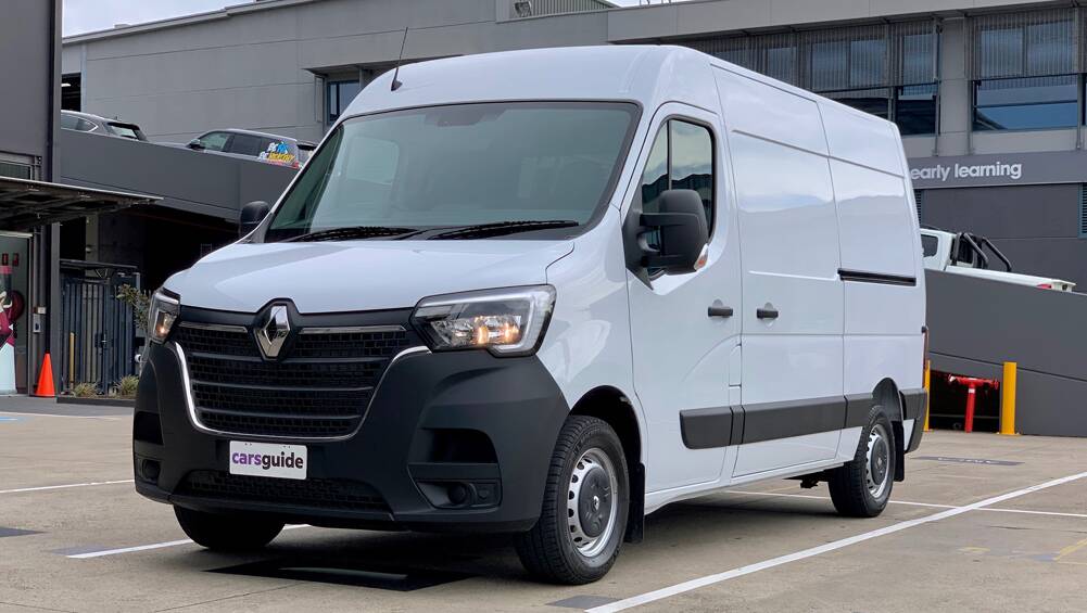 Renault Master 2020 review: L2H2 MWB manual | CarsGuide