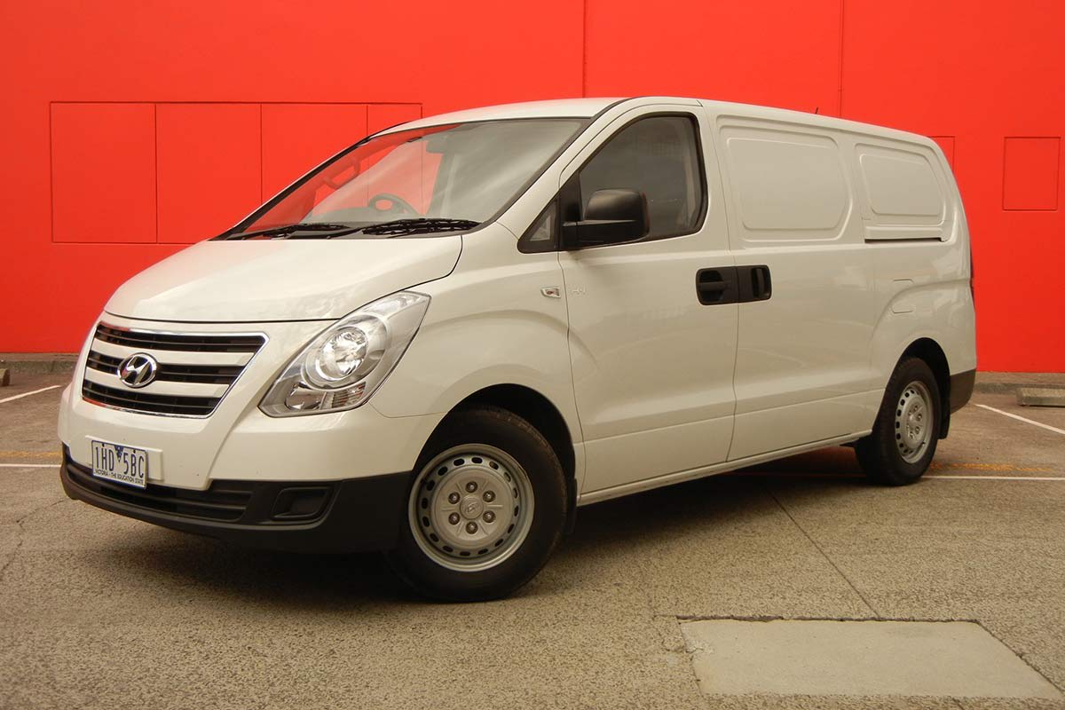 Hyundai iLoad diesel auto 2017 review | CarsGuide