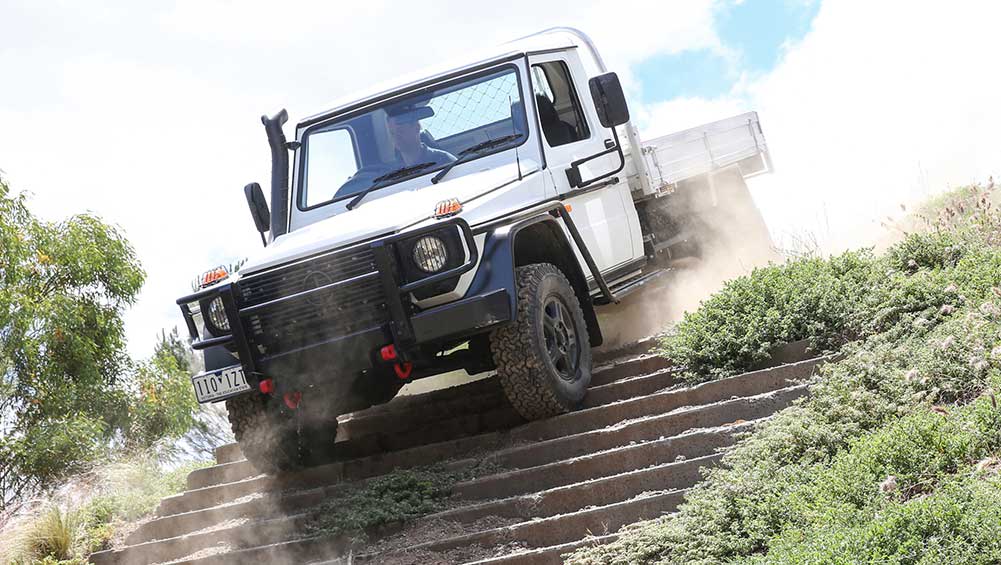Mercedes Benz G-Professional cab chassis 2016 review | CarsGuide