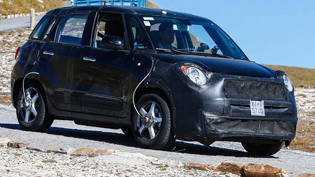 Jeep Junior | spy shots - Car News | CarsGuide