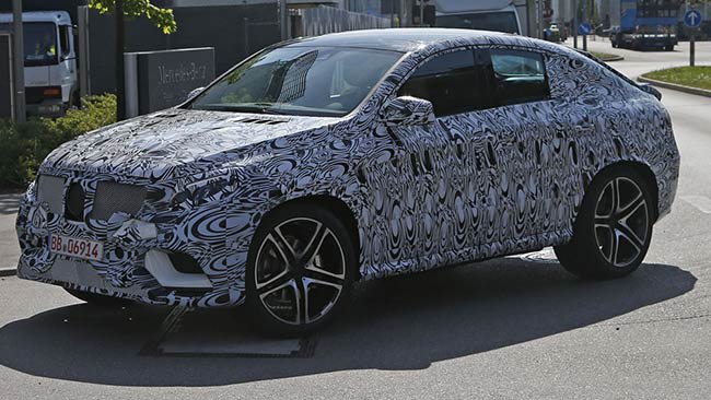 Mercedes-Benz MLC | spy shots - Car News | CarsGuide