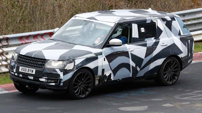 Range Rover EWB spy shots - Car News | CarsGuide