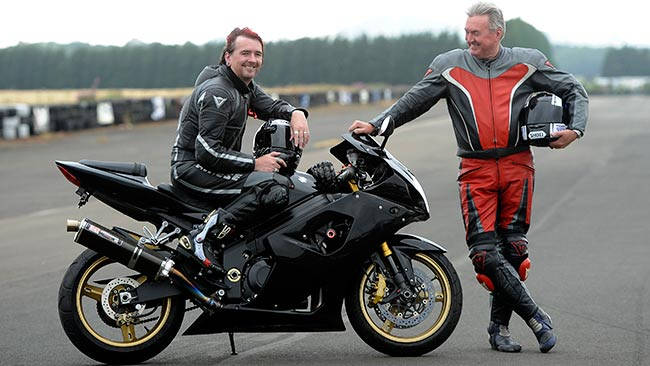 Watch blind, disabled biker set speed record - Car News | CarsGuide