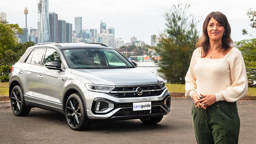 VW T-Roc 2023 review: 140TSI R-Line - Sporty looking small SUV ticks a lot of boxes! | CarsGuide