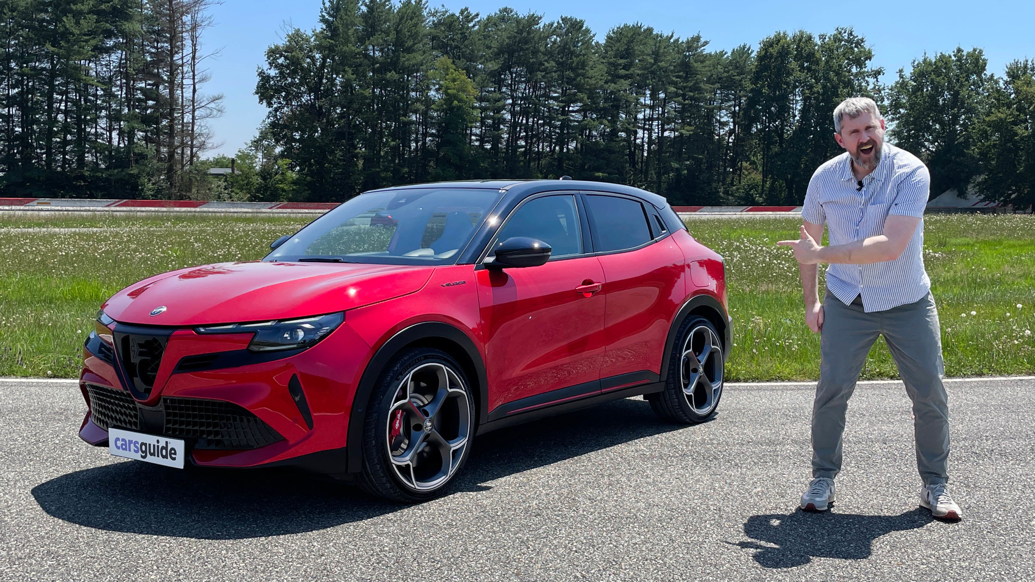 Alfa Romeo Junior Electric 2025 review: Elettrica Veloce 280 – Volvo ...