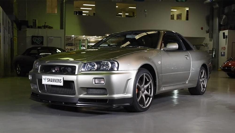 Here's an ultra-rare opportunity to get your hands on an R34 GT-R V ...