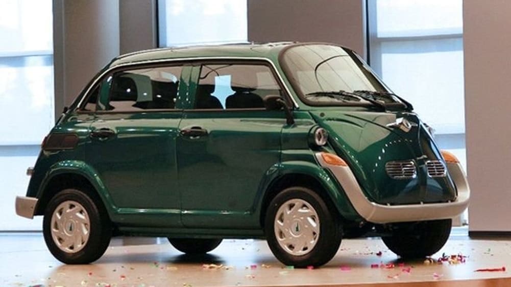 Meet the Chinese Isetta copy with less power than a postie bike ...