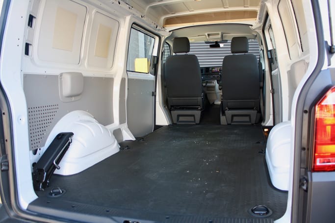 VW Transporter 2018 review | CarsGuide