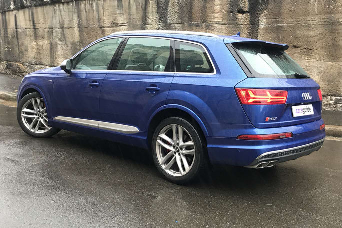 Audi SQ7 2018 review | CarsGuide
