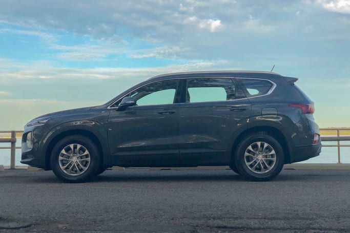 Hyundai Santa Fe 2019 review: Active diesel | CarsGuide