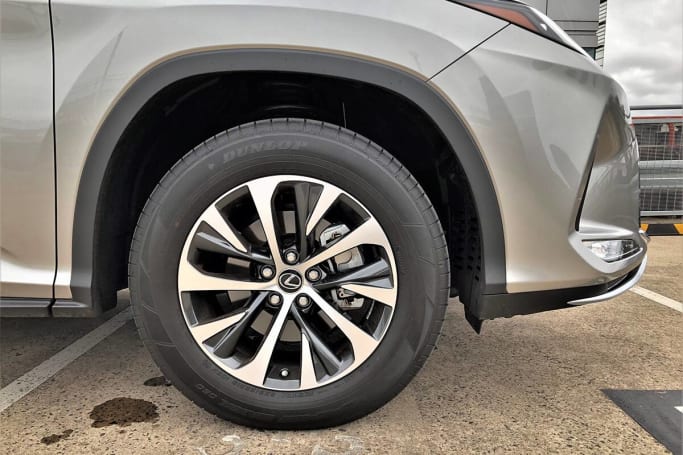 Lexus RX300 2020 review | CarsGuide