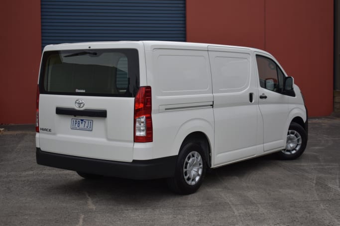 Toyota HiAce 2020 review: V6 petrol GVM test | CarsGuide