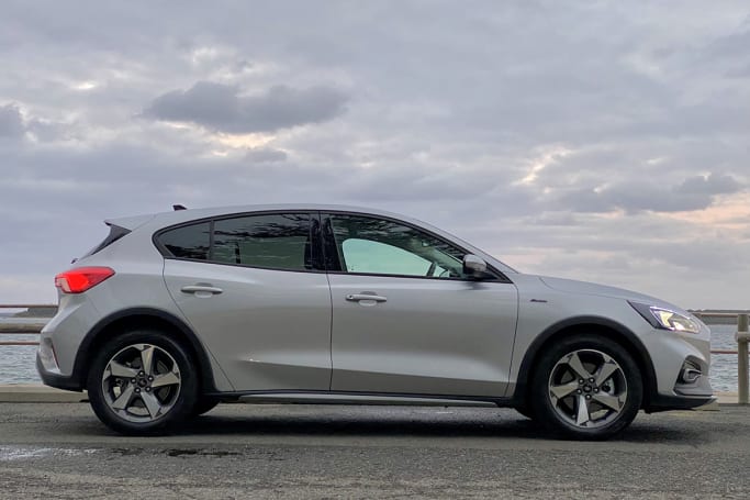Ford Focus 2021 review: Active - Can Ford's small hatch challenge ...