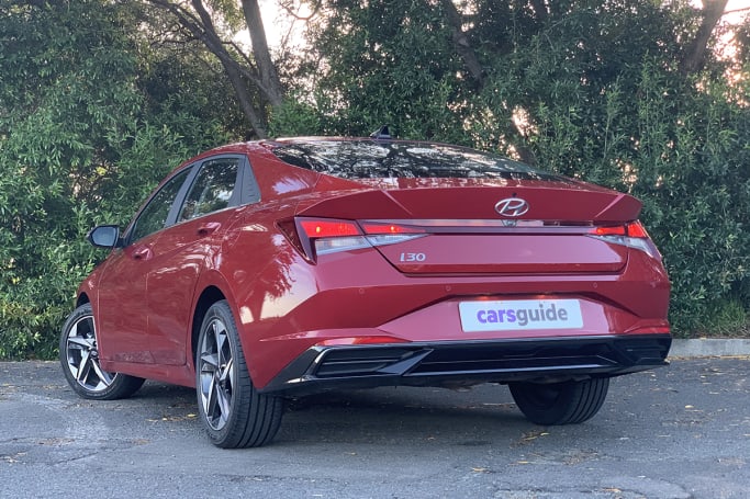 Hyundai i30 2021 review: Elite sedan - New small sedan isn't small at ...