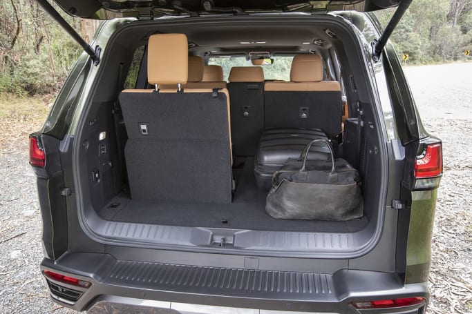 Lexus LX 2022 | CarsGuide