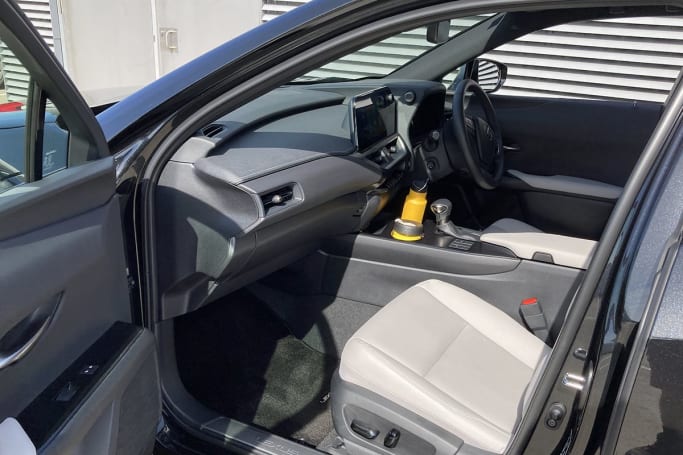 Lexus UX Boot Space, Size, Luggage Capacity & Cargo Volume | CarsGuide