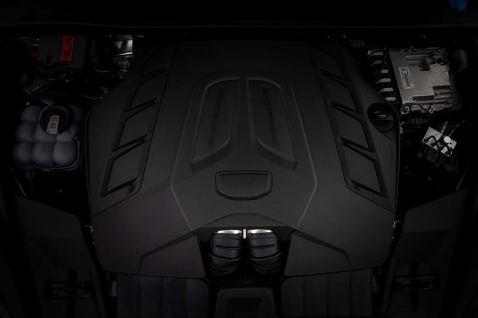 Porsche Cayenne Review, For Sale, Colours, Interior, Specs & News ...