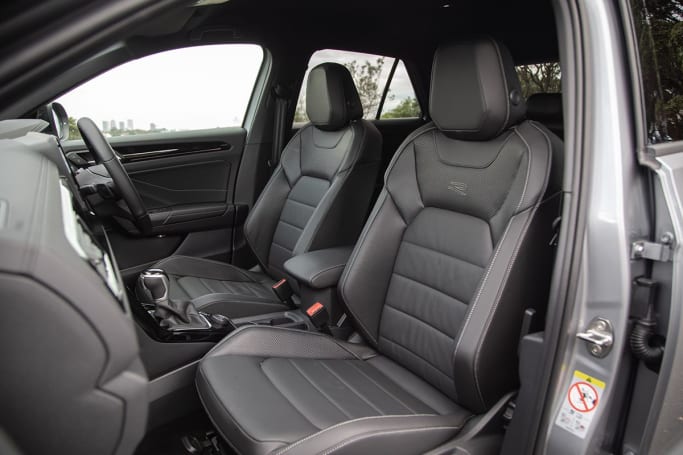 Volkswagen T-Roc Boot Space, Size, Luggage Capacity & Cargo Volume ...