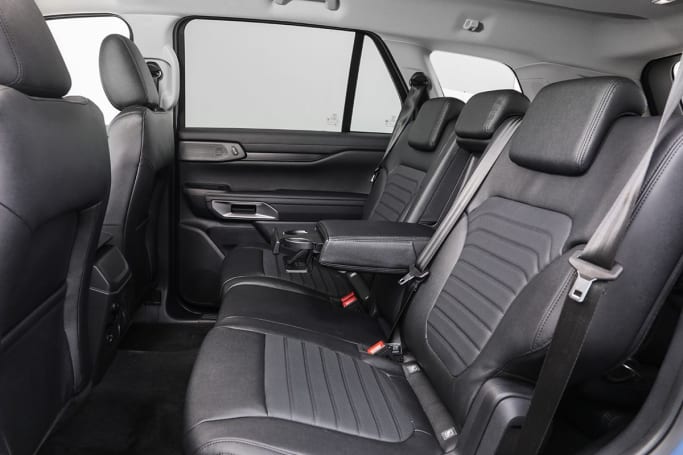 Ford Everest 2023 review: New model scores V6 diesel engine to outgun ...