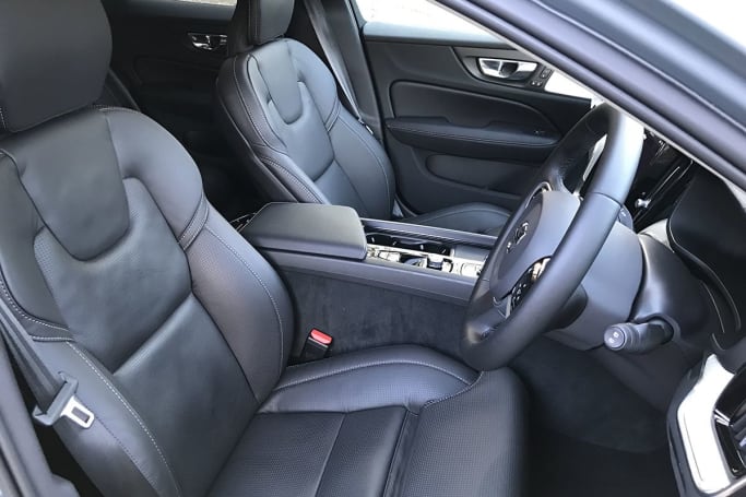 Volvo V60 Interior Images & Photos - See the Inside of the Latest Volvo ...