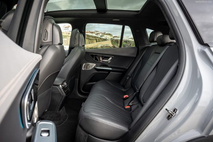 Mercedes-Benz EQE Interior Images & Photos - See the Inside of the ...