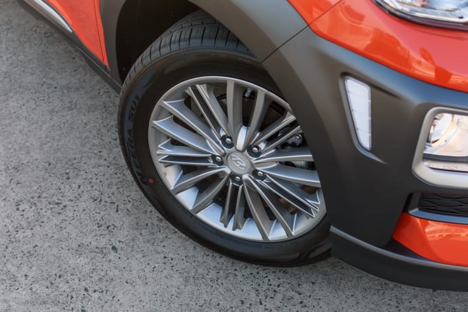 Hyundai Kona 2020 review | CarsGuide