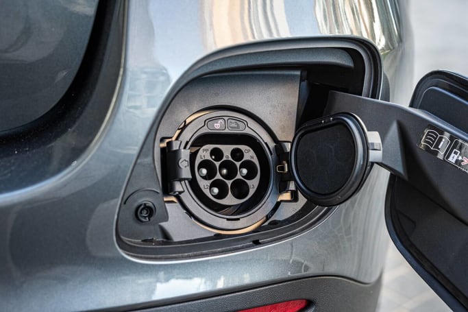 Mercedes-Benz GLC 2020 review: 300e | CarsGuide