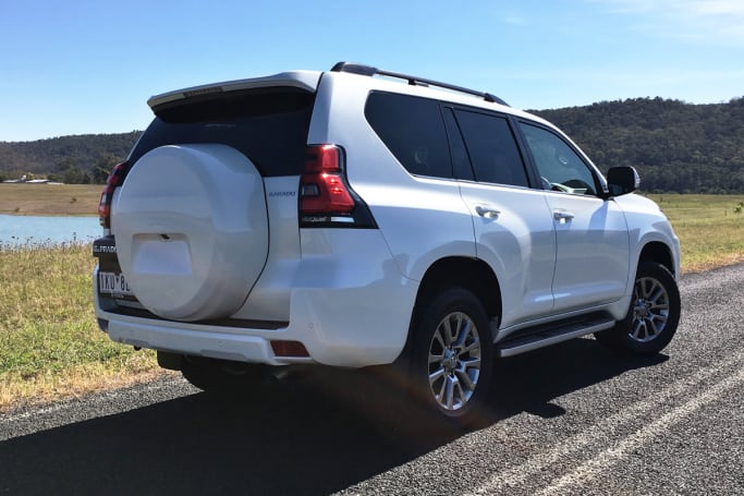 Toyota Prado 2018 review | CarsGuide