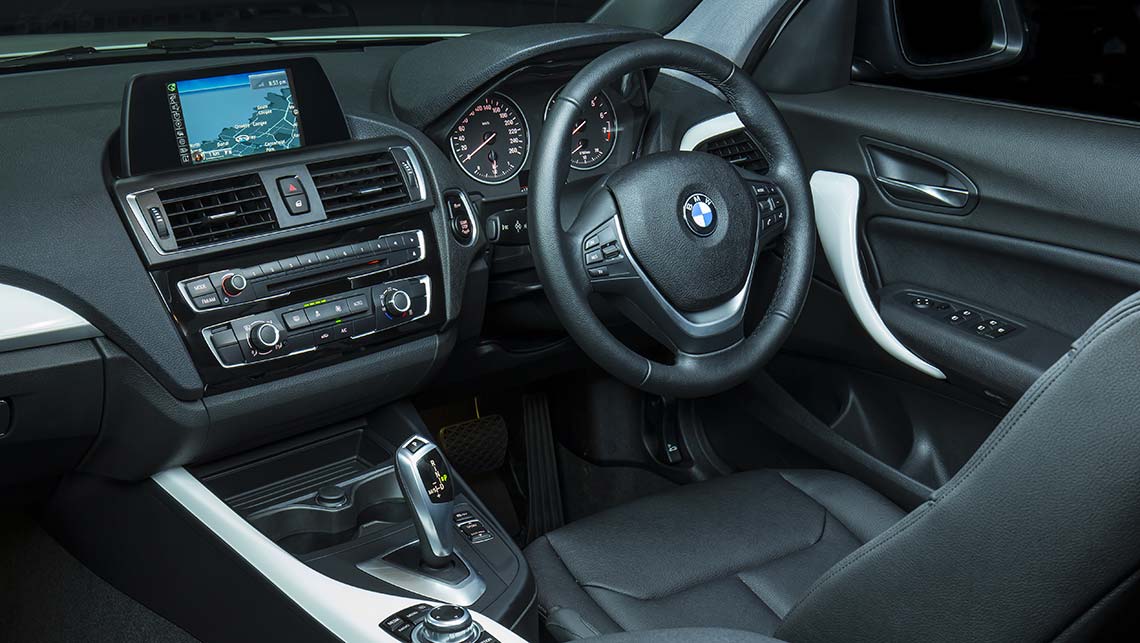 BMW 118i Urban Line 2015 review | CarsGuide