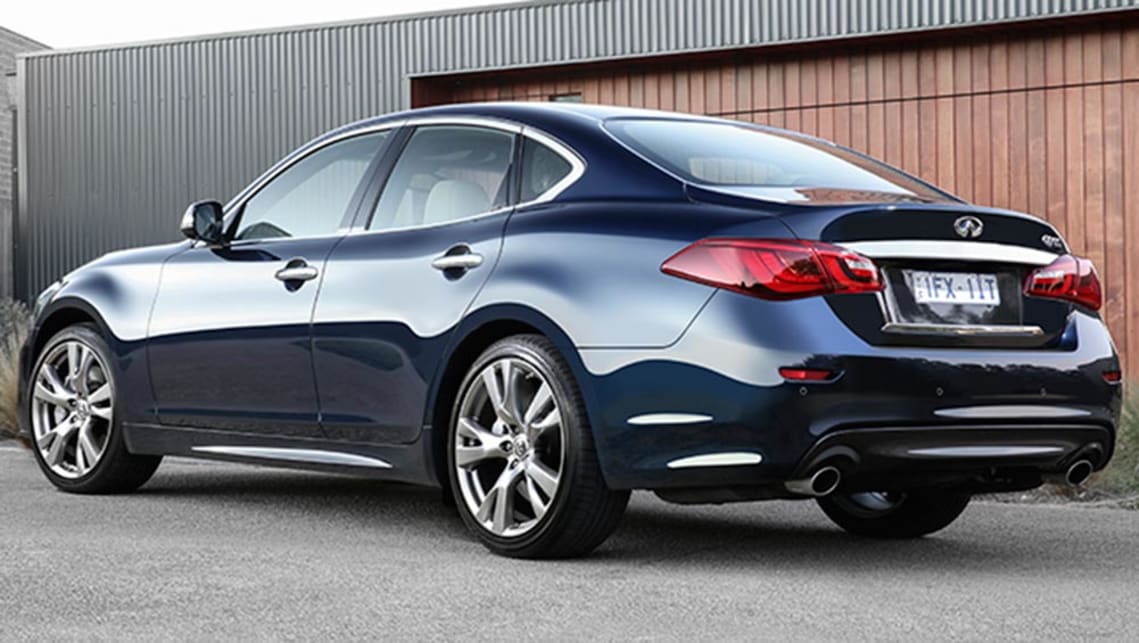Infiniti Q70 2016 review | CarsGuide