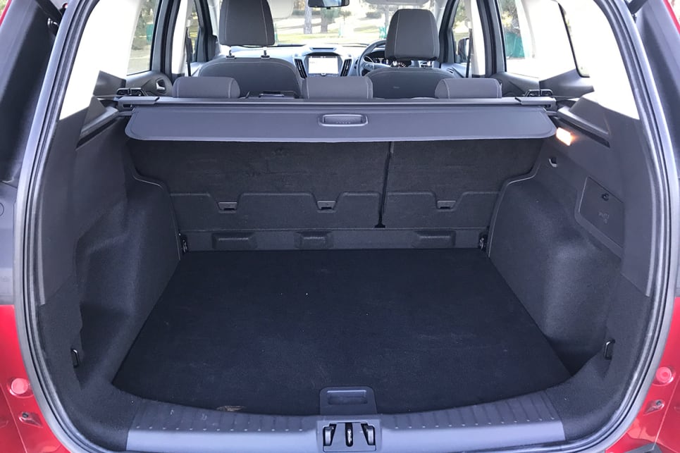 Ford Escape Ambiente 2017 review | CarsGuide