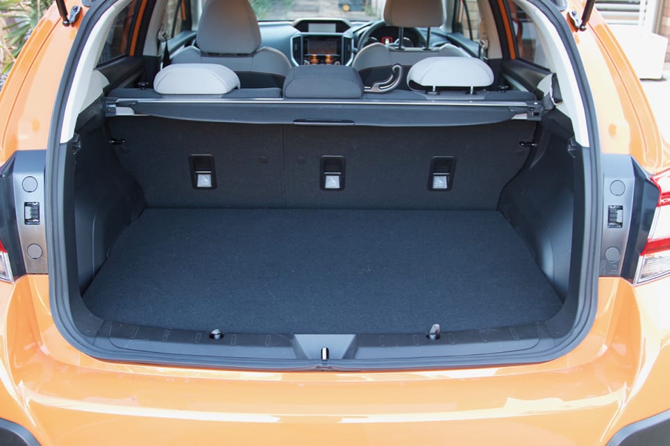 Subaru XV 2.0i 2017 review | CarsGuide