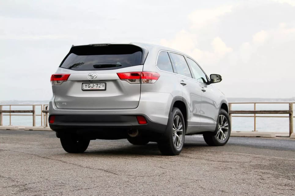 Toyota Kluger 2017 review | CarsGuide