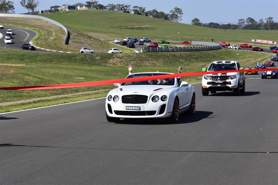 Hundreds of cars gather to break-in Luddenham Raceway | CarsGuide ...