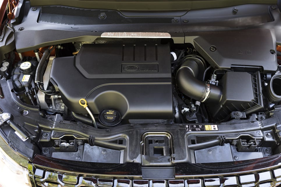 Land Rover Discovery Sport P250 R-Dynamic SE vs Mercedes-Benz GLB 250 ...