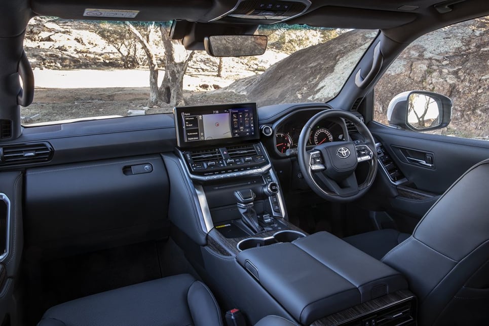 Toyota Land Cruiser VX 300 Series 2022 review: LC300 snapshot | CarsGuide