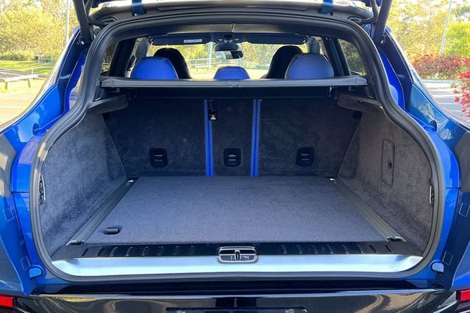 Aston Martin DBX 707 review: This super SUV has more than just speed on ...