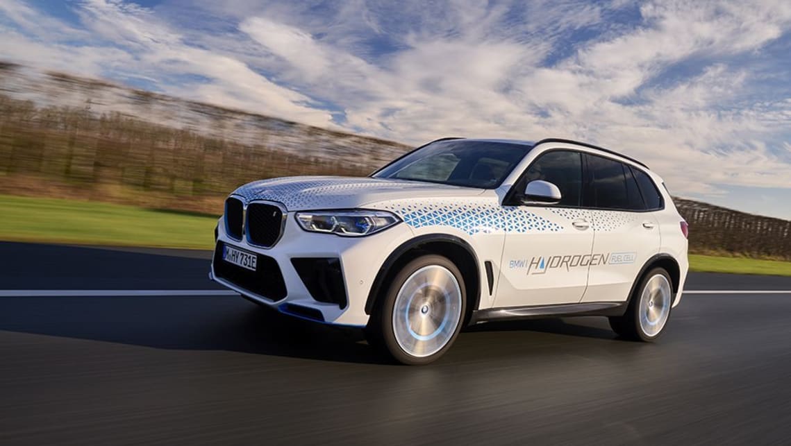 Look out Hyundai Nexo and Toyota Mirai! BMW iX5 Hydrogen fuel-cell ...