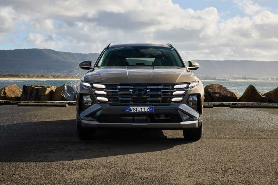 Hyundai Tucson 2024 review: Hybrid – Upgraded mid-size SUV with hybrid ...