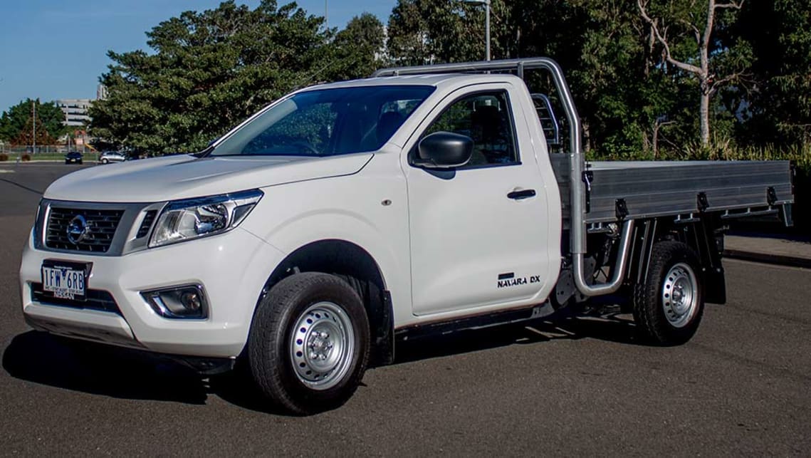 Nissan Navara NP300 Single Cab DX Cab-Chassis 4x2 2016 review | CarsGuide