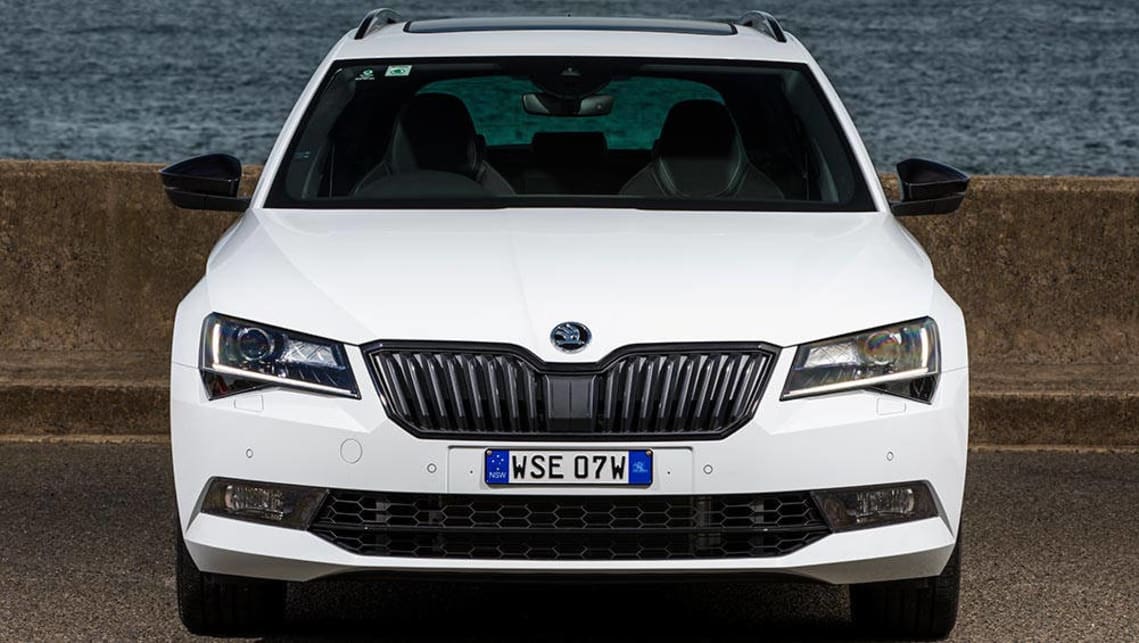 Skoda Superb Sportline wagon 2017 review | CarsGuide