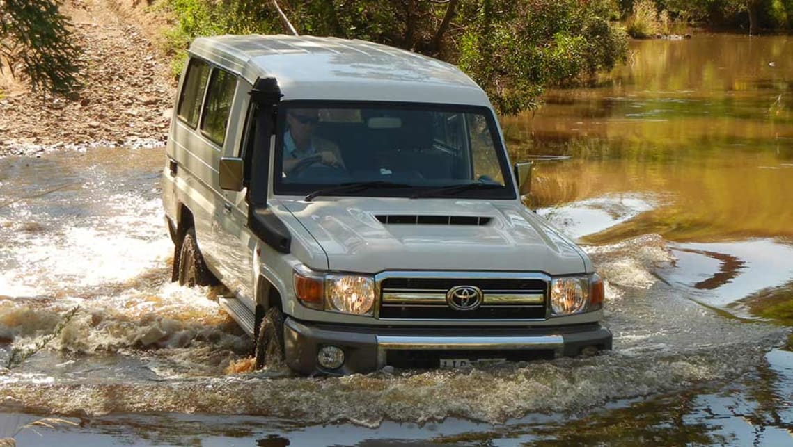 78 Series Land Cruiser review | CarsGuide