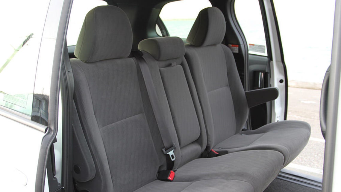 Toyota Tarago Review, For Sale, Interior, Specs & Colours in Australia ...