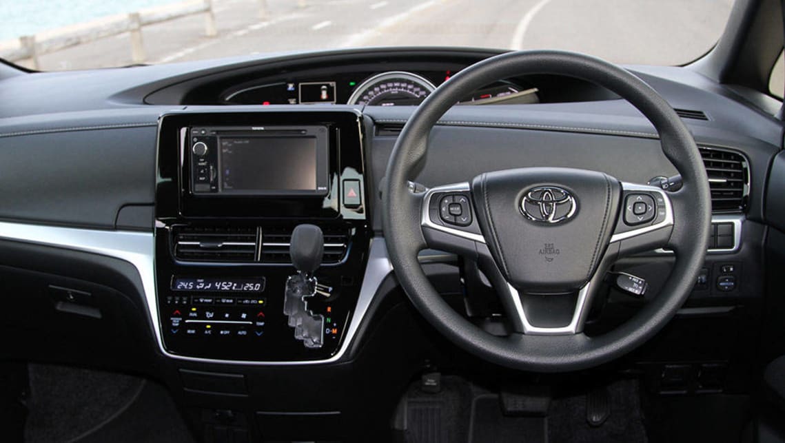 Toyota Tarago Review, For Sale, Interior, Specs & Colours in Australia ...