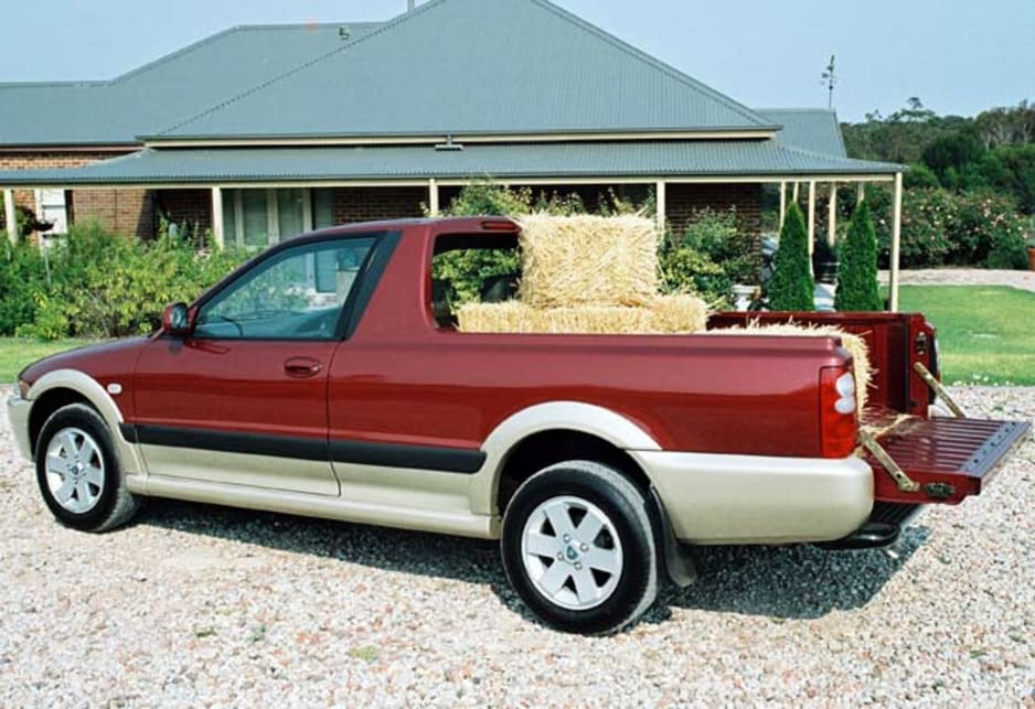 Jumbuck gets crash test - Car News | CarsGuide