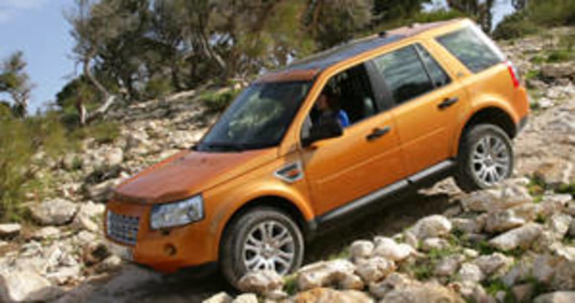 Land Rover creates a cafe and Kakadu machine - Car News | CarsGuide