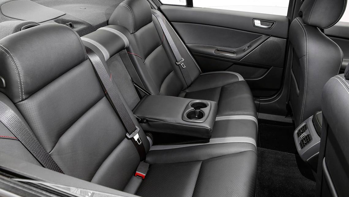 Ford Falcon XR6 2015 review | CarsGuide