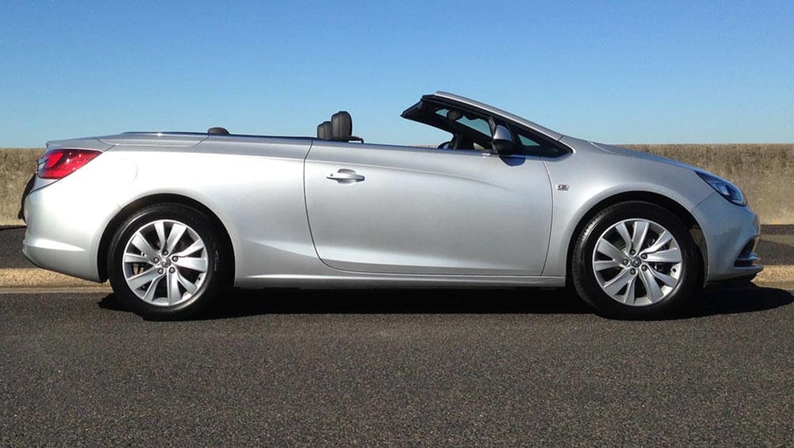 Holden Cascada 2015 review | CarsGuide