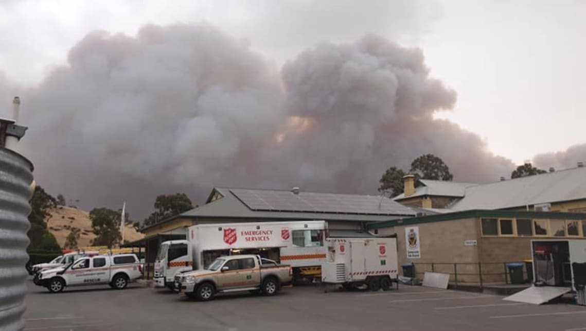 Holden headlines car industry bushfire relief with million dollar ...