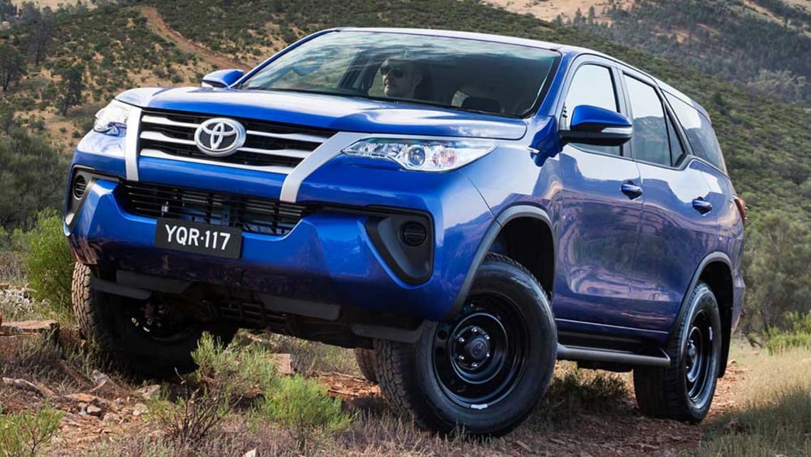 Toyota Fortuner 2015 review | CarsGuide